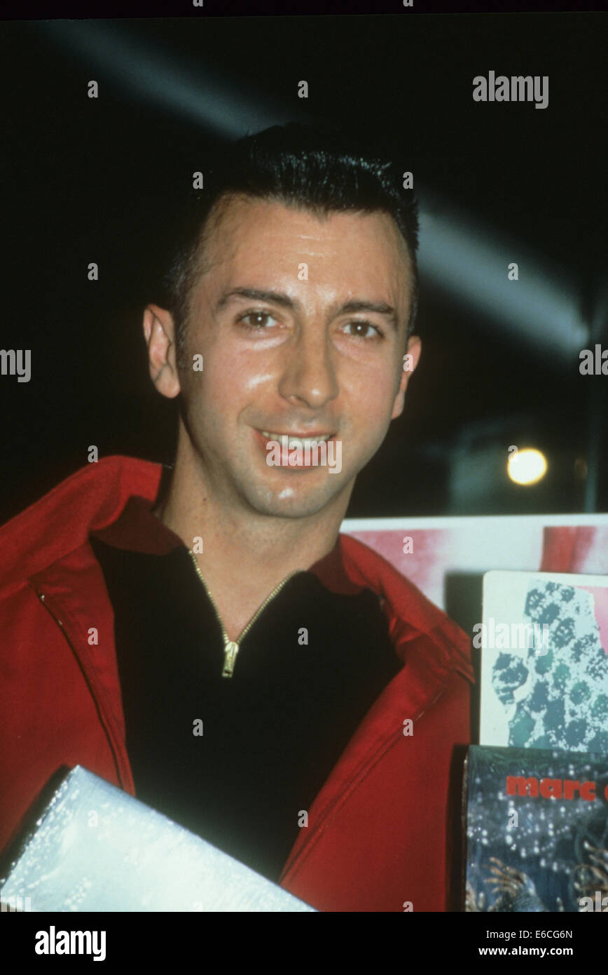 Soft cell singer marc almond Banque de photographies et d’images à ...