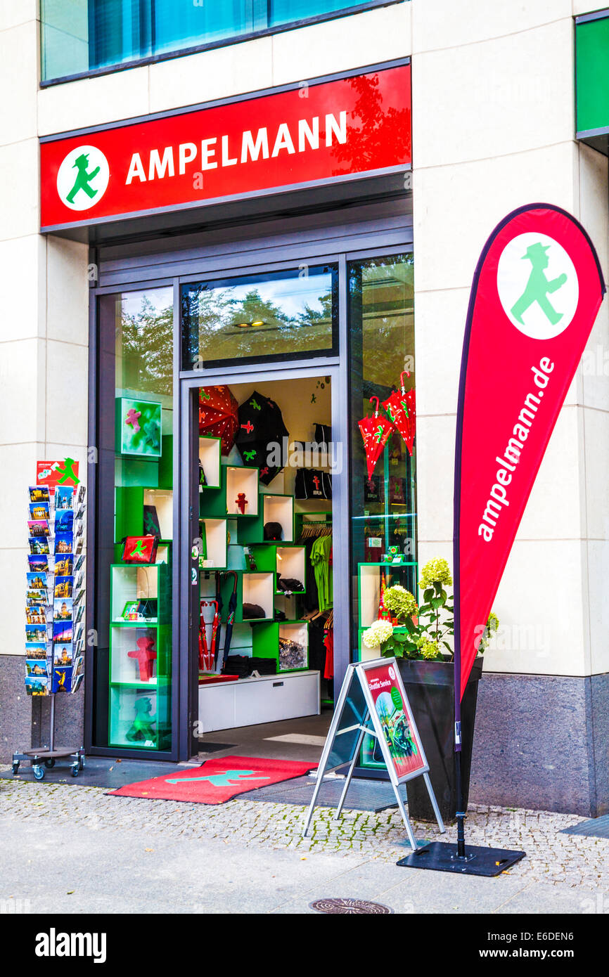 Ampelmann shop Banque de photographies et d’images à haute résolution ...