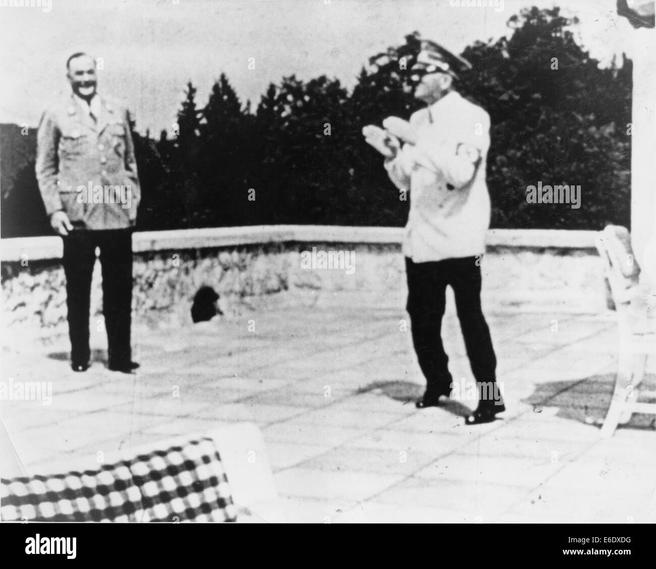 Garde du corps d'Adolf Hitler avec Wilhelm Bruckner à l'OberSalzberg, l ...