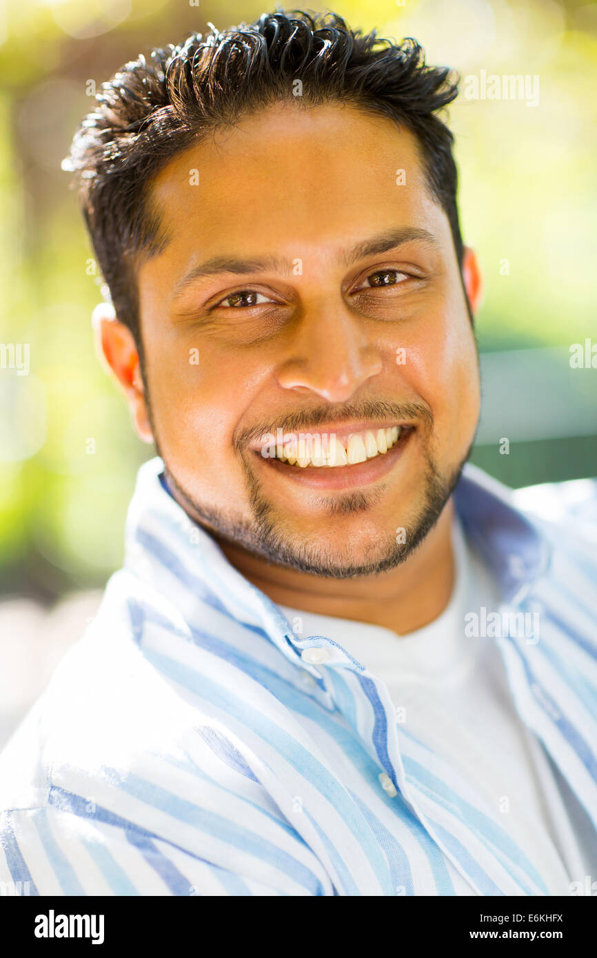 Handsome indian man Banque de photographies et d’images à haute ...