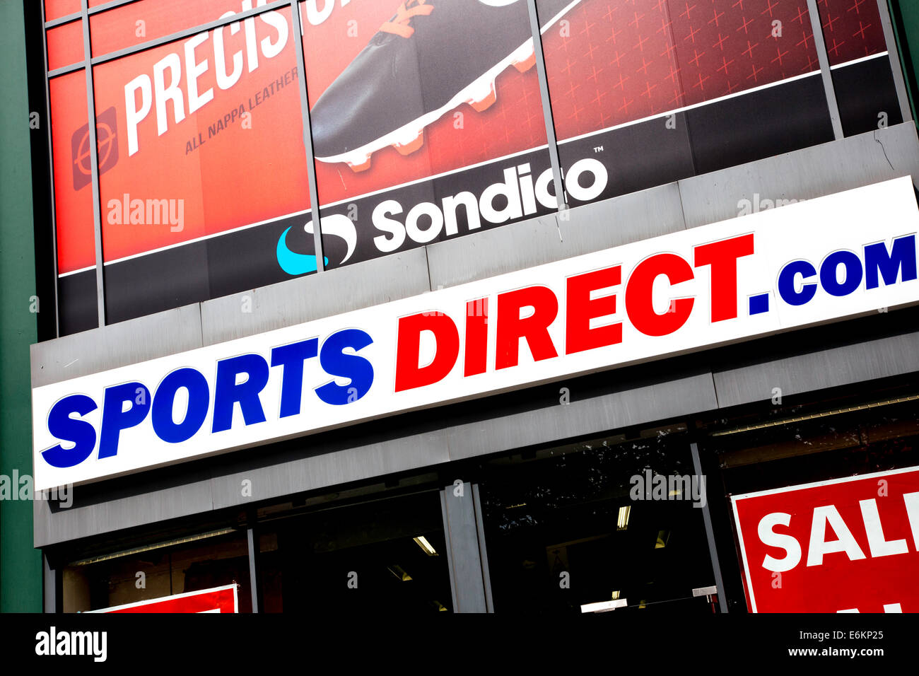 Sports direct logo Banque de photographies et d’images à haute ...