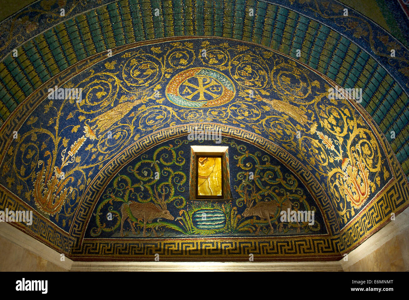Mosaïques dans le Mausolée de Galla Placidia, UNESCO World Heritage ...