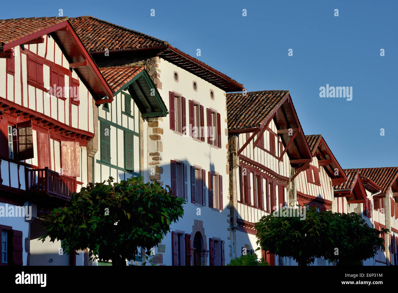 Ainhoa pays basque Banque de photographies et d’images à haute ...