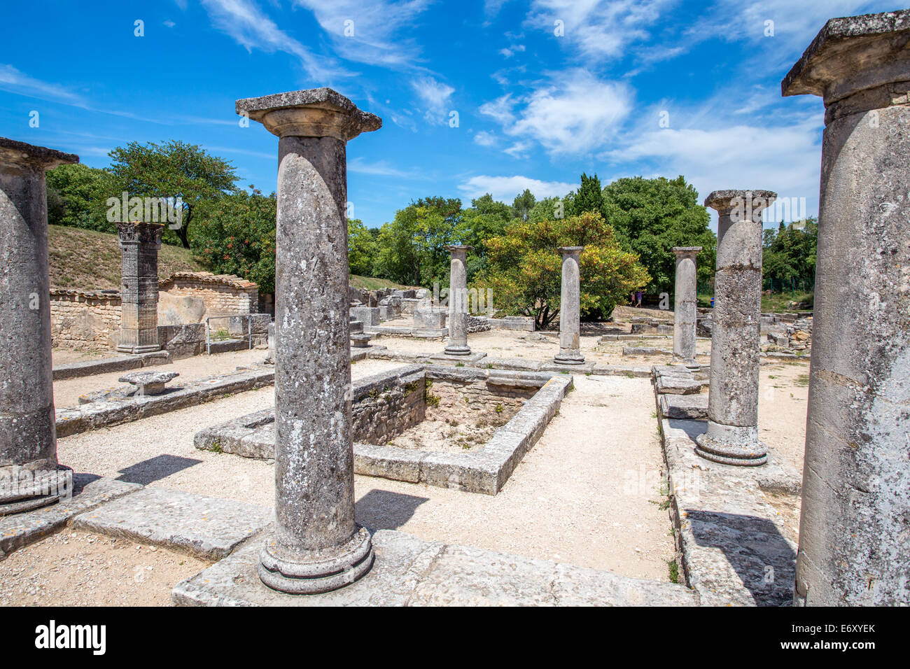 Glanum ruines romaines st remy de provence Banque de photographies et d ...