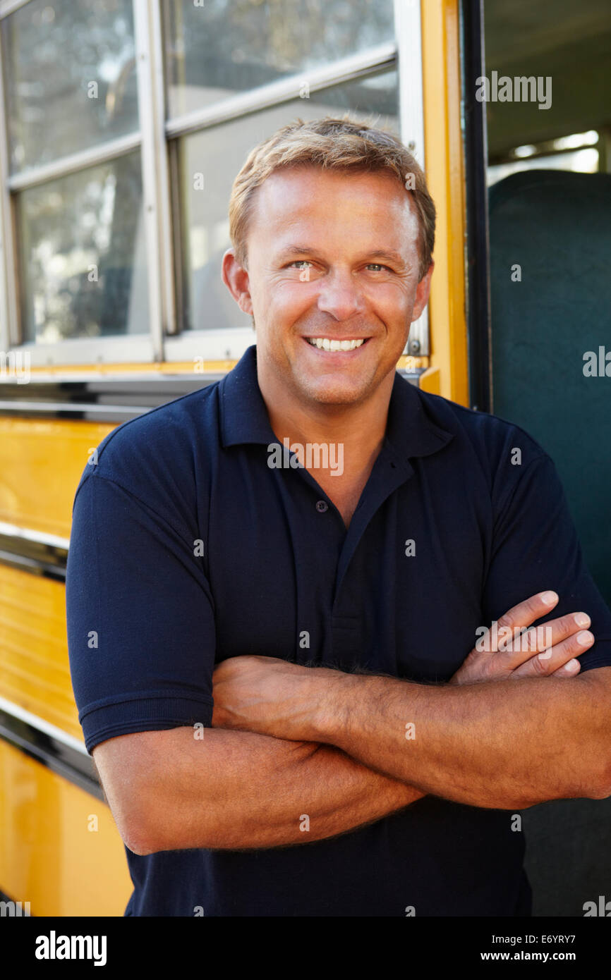 Chauffeur d'autobus scolaire Banque de photographies et d’images à ...