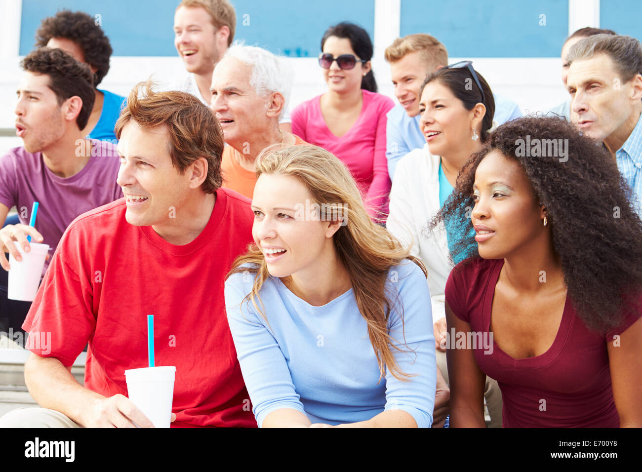Spectateurs gradins Banque de photographies et d’images à haute ...