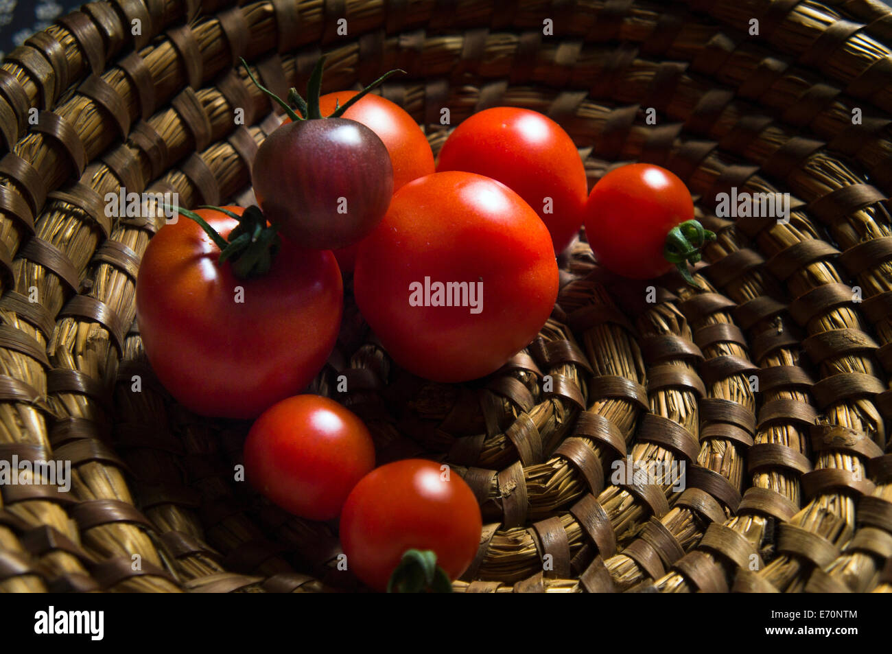 Tomate harzfeuer Banque de photographies et d’images à haute résolution ...