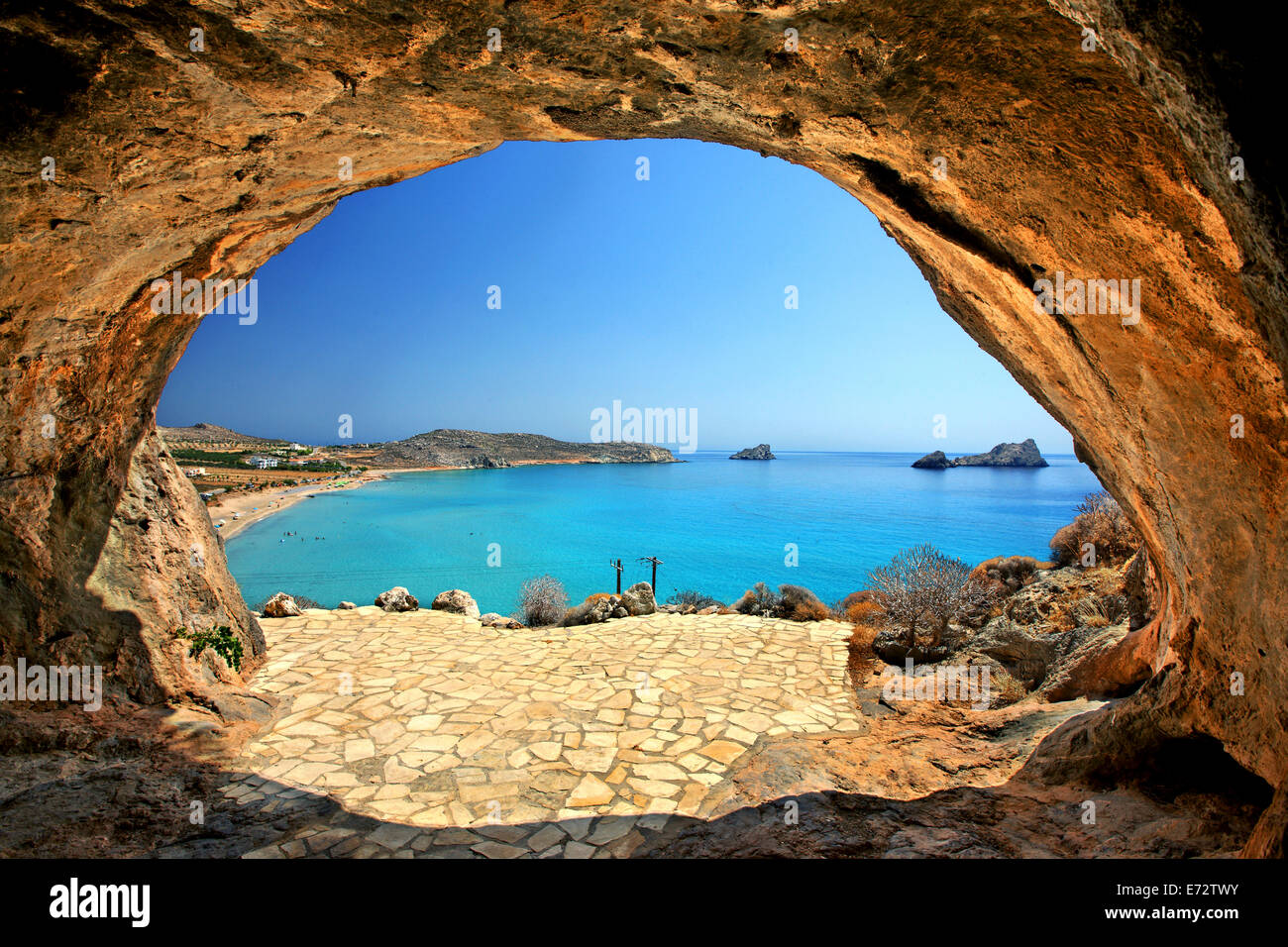 'Avec' la grotte vous pouvez voir l'une des nombreuses belles plages de ...