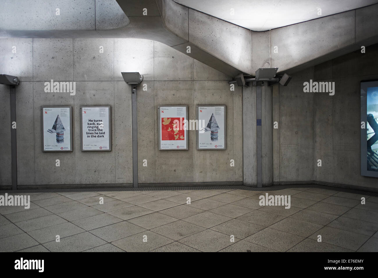 Londres - la publicité de la thésaurisation ou adshells autour de la ...