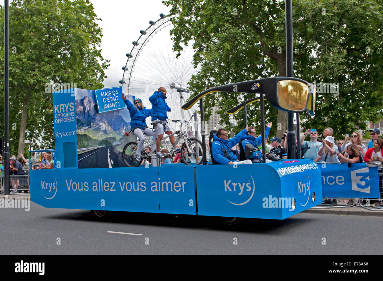 Caravane publicitaire Banque de photographies et d’images à haute ...