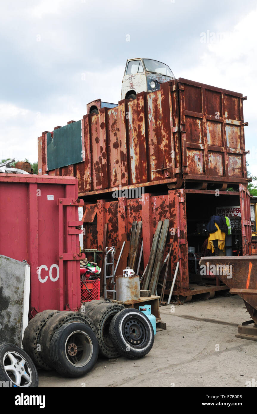 Scrap iron Banque de photographies et d’images à haute résolution - Alamy