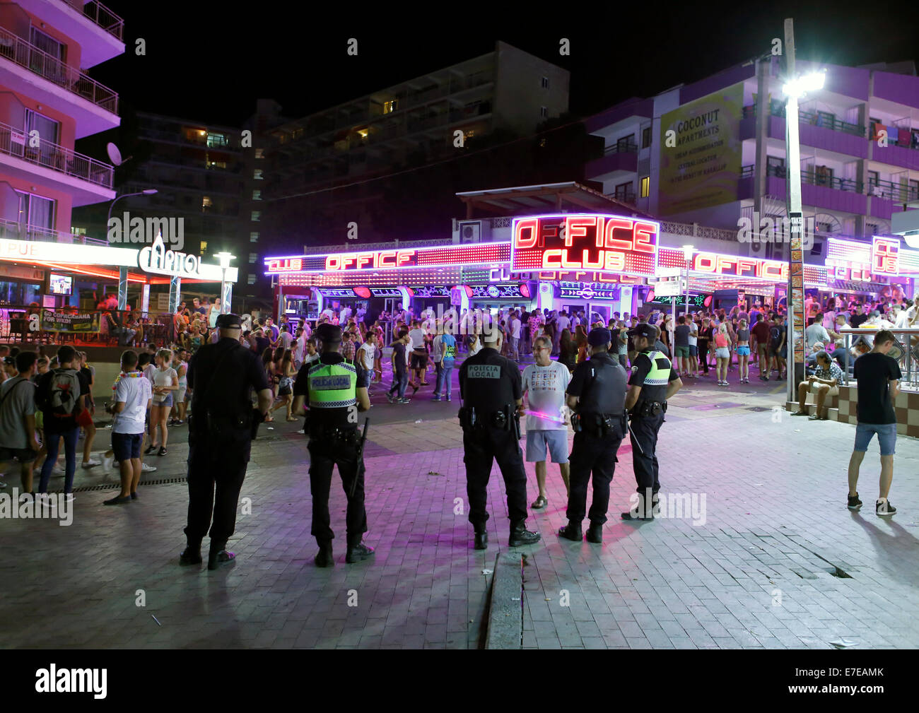 Magaluf nightlife strip Banque de photographies et d’images à haute ...