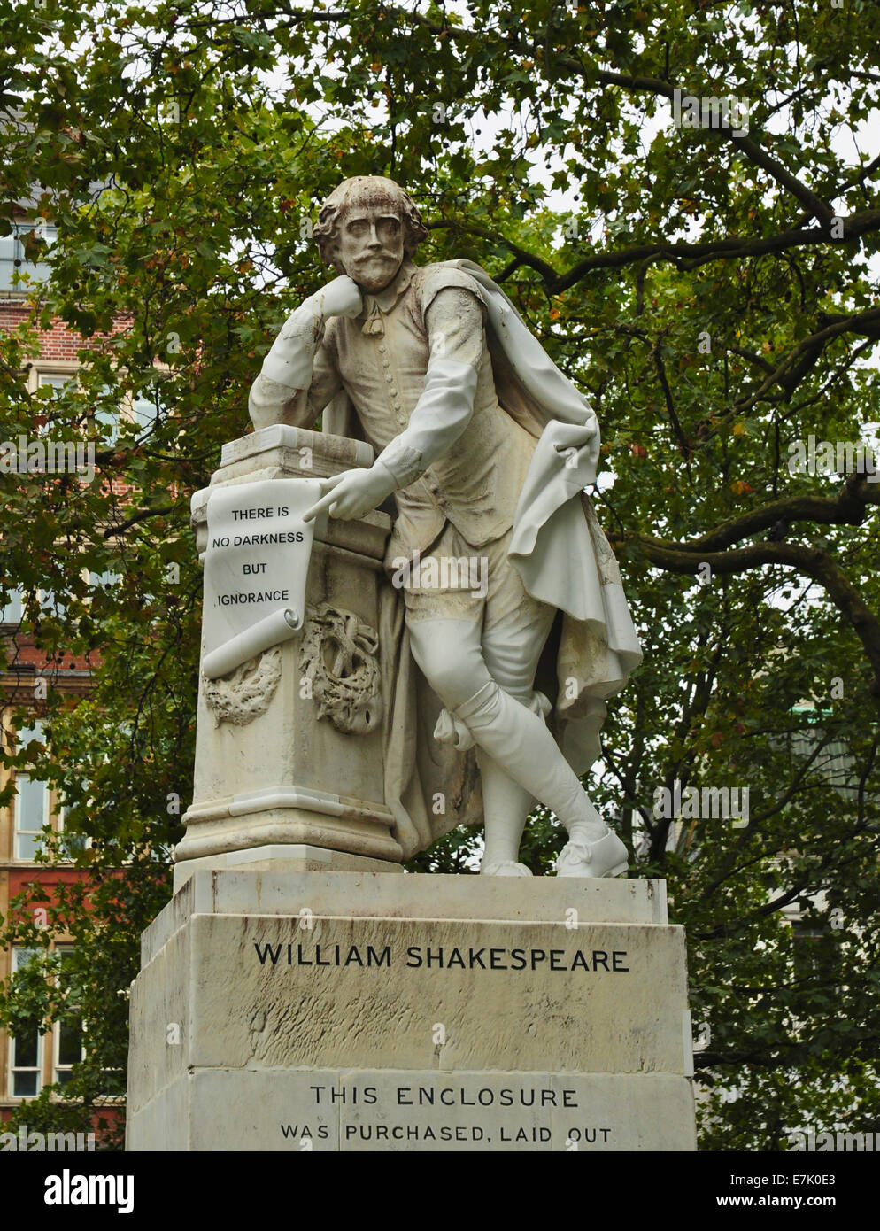 William shakespeare statue Banque de photographies et d’images à haute ...