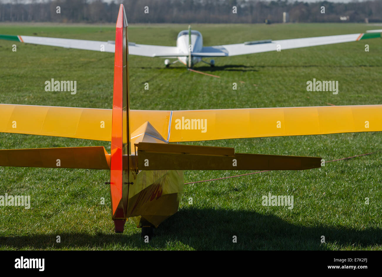 Planeur motorisé Banque de photographies et d’images à haute résolution ...