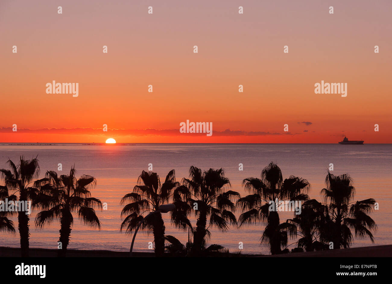Malaga beach Banque de photographies et d’images à haute résolution - Alamy