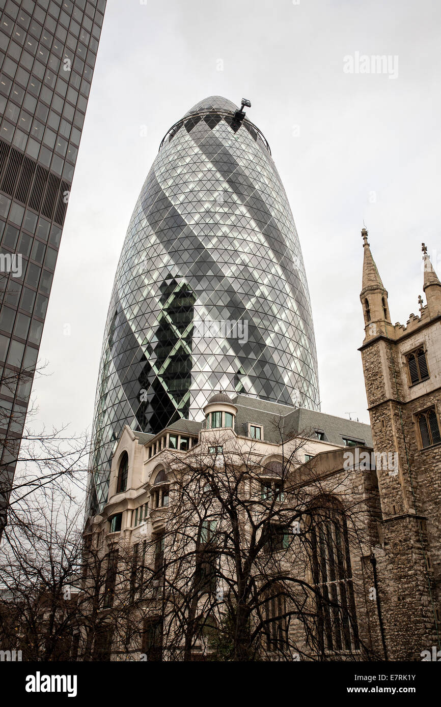 The gherkin tower Banque de photographies et d’images à haute ...