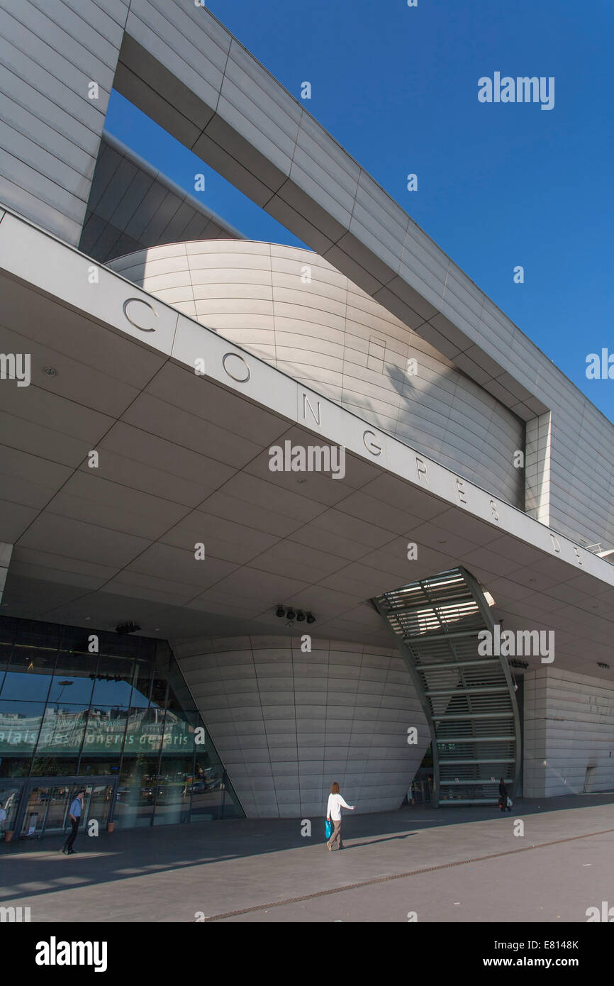 Palais des congrès paris Banque de photographies et d’images à haute ...