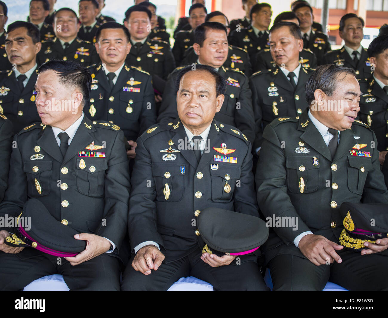 Thai army officers Banque de photographies et d’images à haute ...