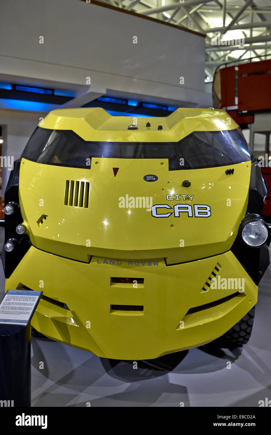 Land rover judge dredd Banque de photographies et d’images à haute ...