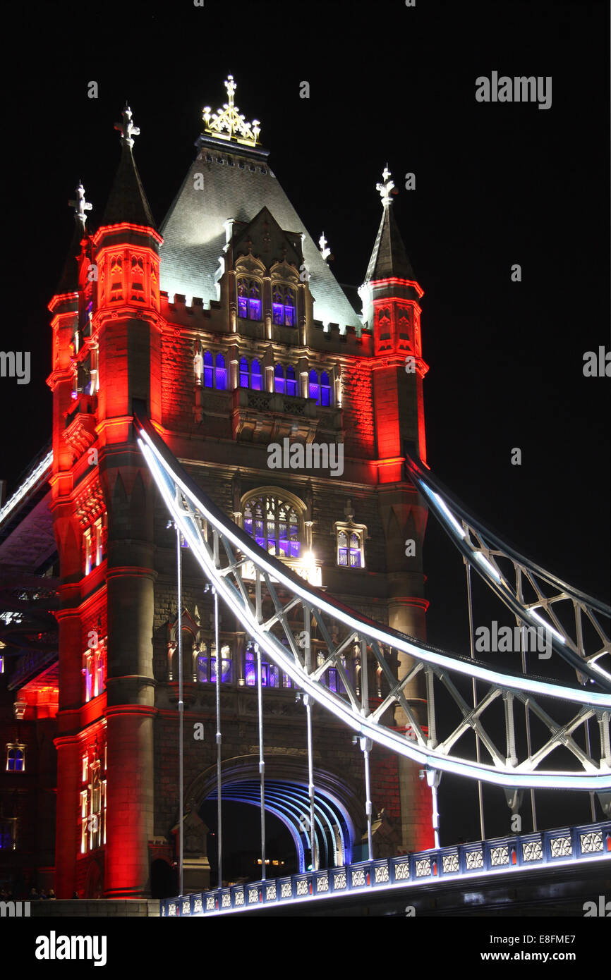 Tower Of London Bridge Up Banque d'image et photos - Alamy