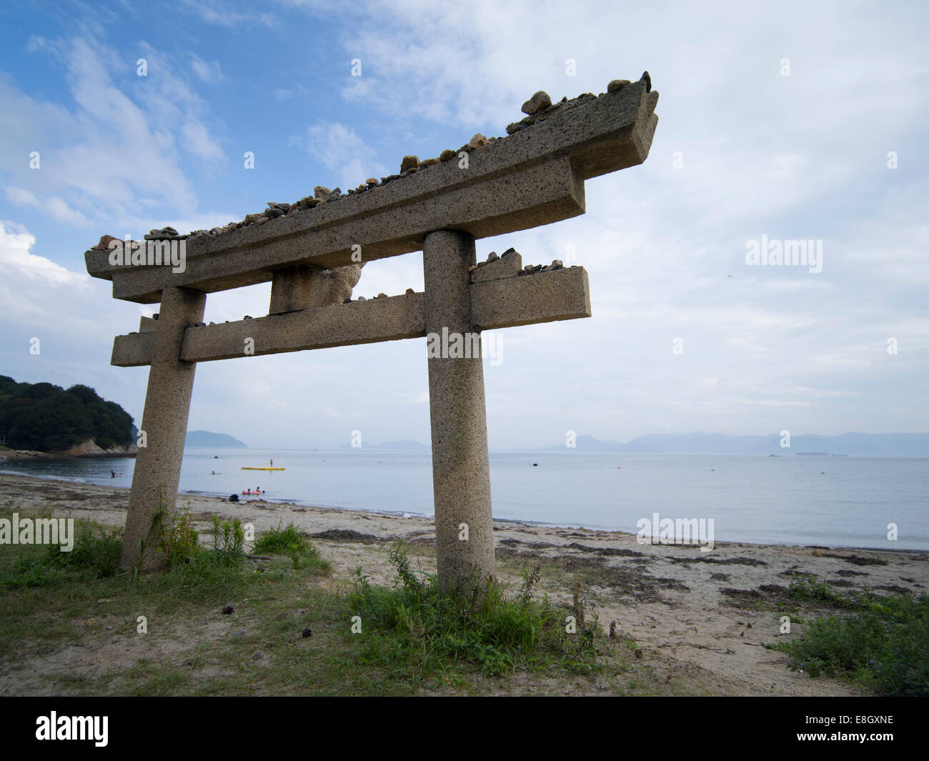 Torii beach Banque de photographies et d’images à haute résolution - Alamy