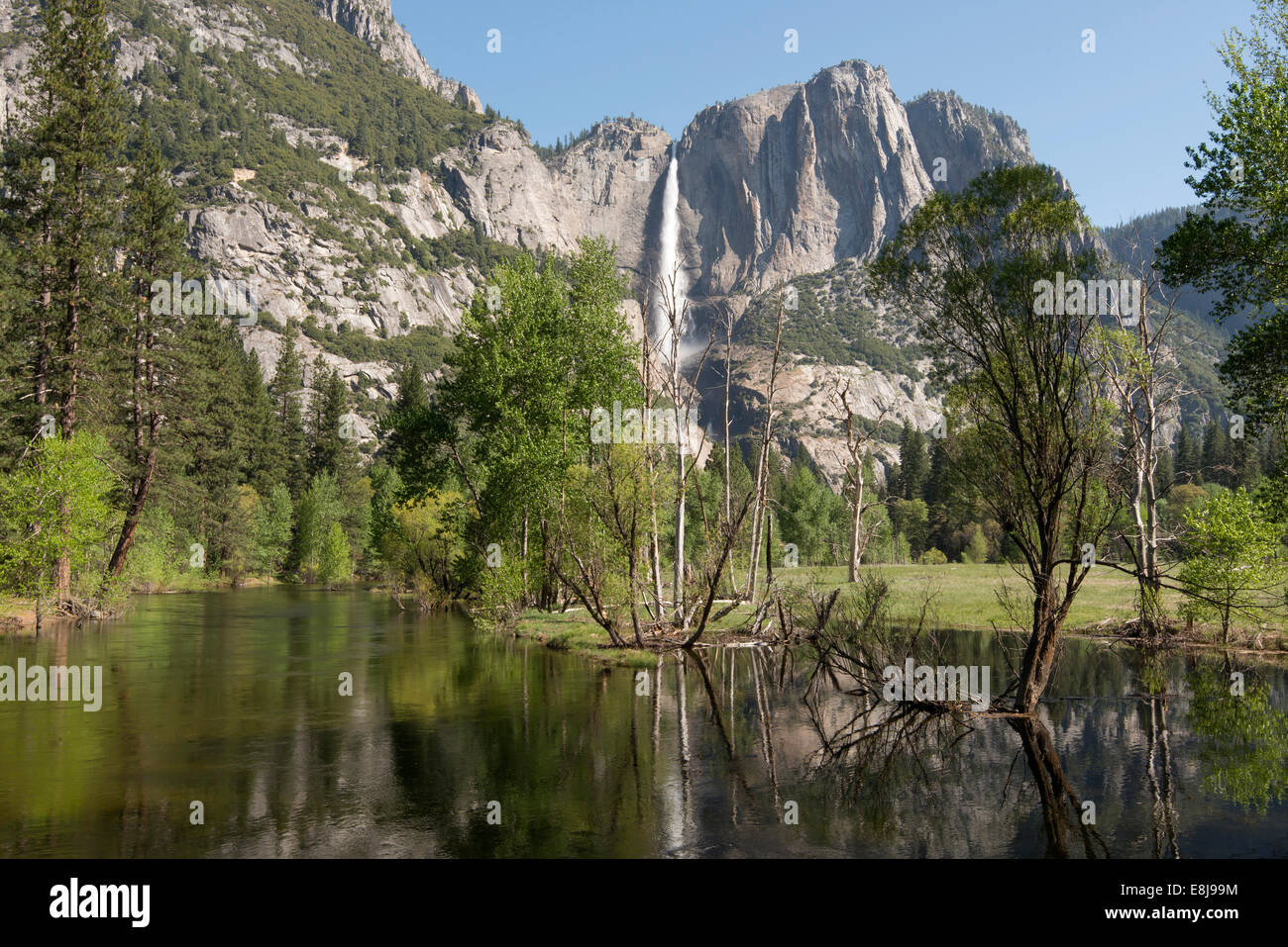 Yosemite merced river Banque de photographies et d’images à haute ...