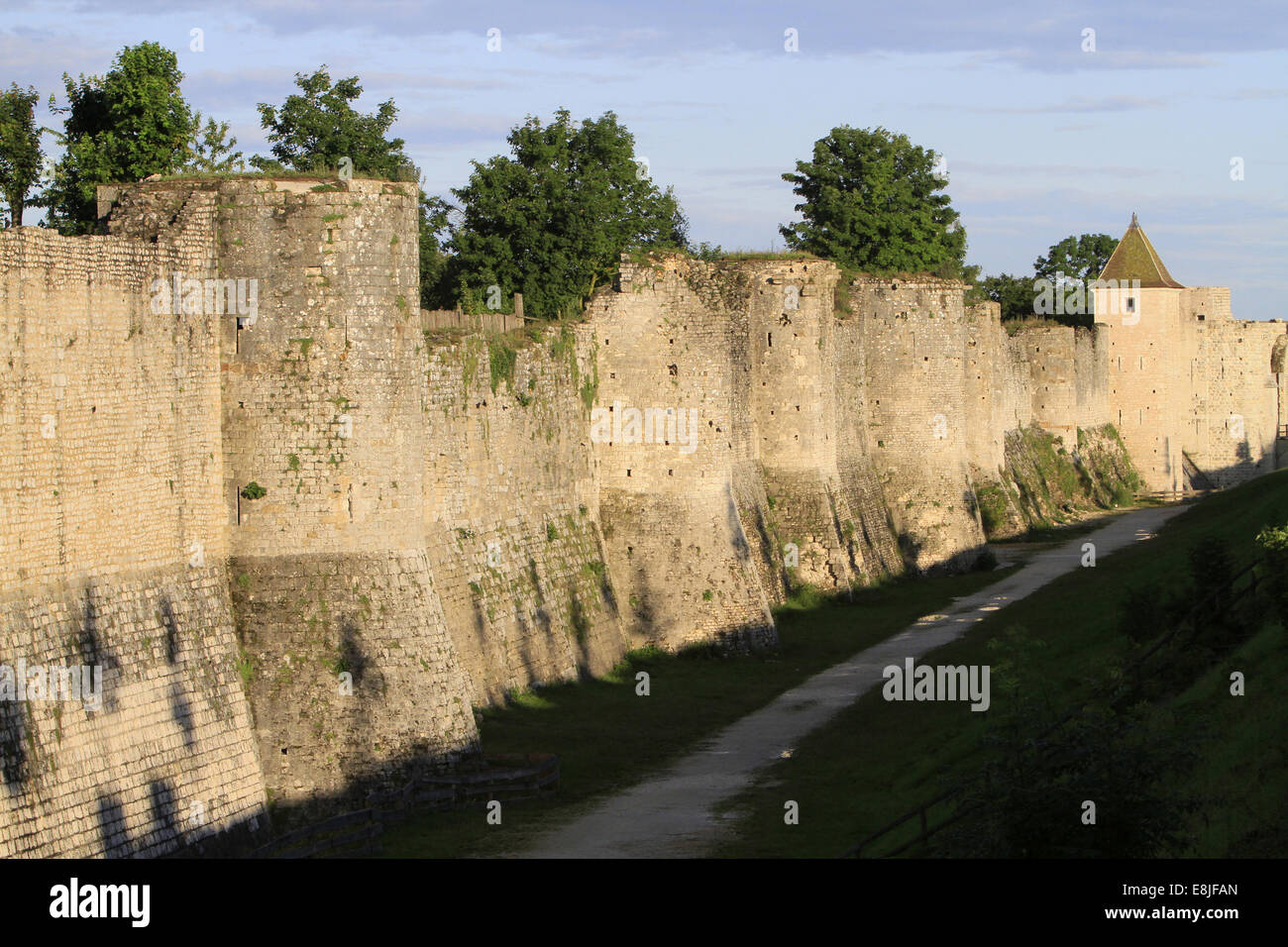 13ème siècle provins Banque de photographies et d’images à haute ...