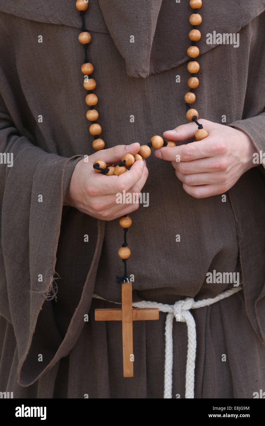 Catholique religieuse moine Banque de photographies et d’images à haute ...