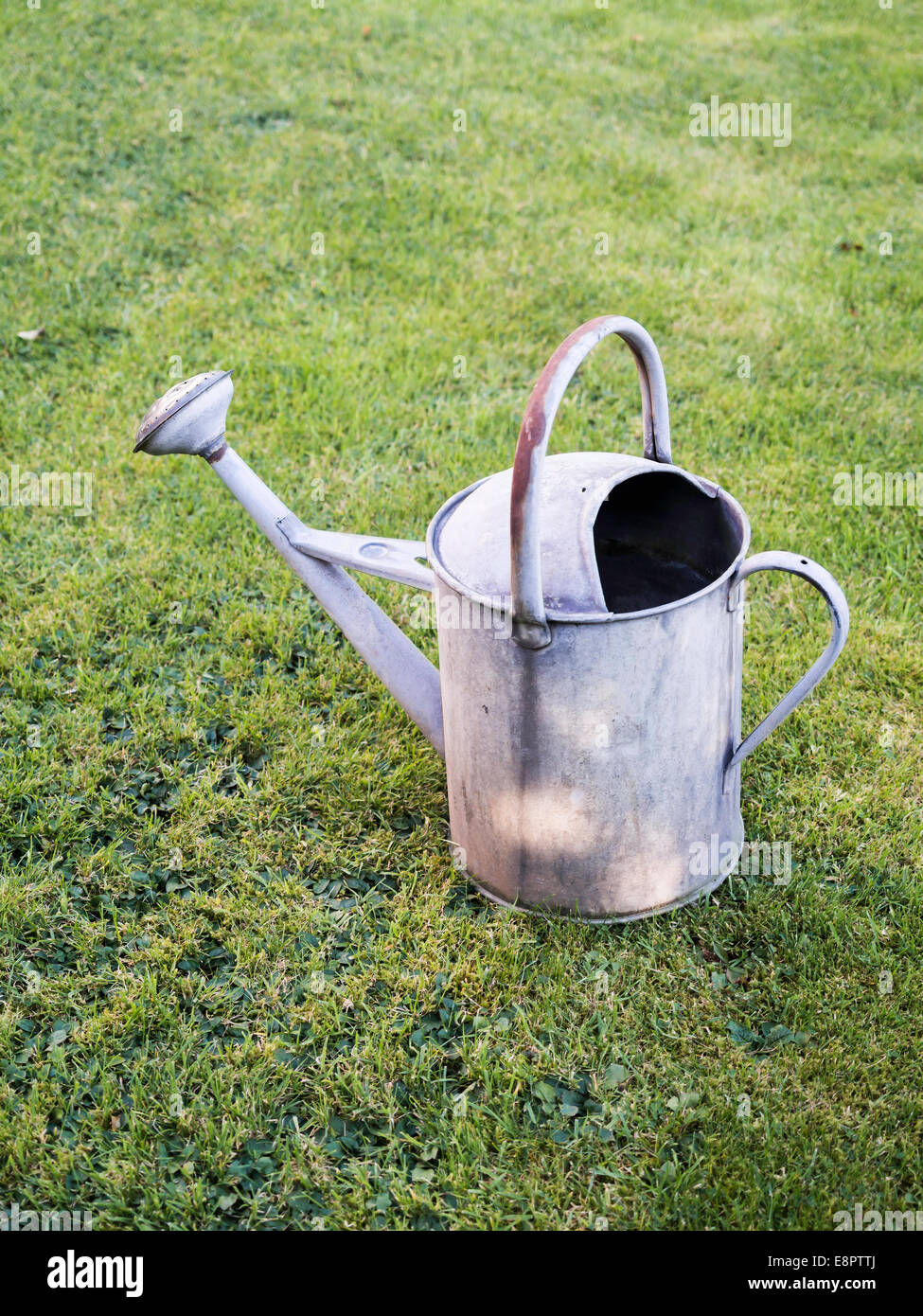 Un vintage Beldray 2 gallon le fer galvanisé arrosoir en cuivre avec ...