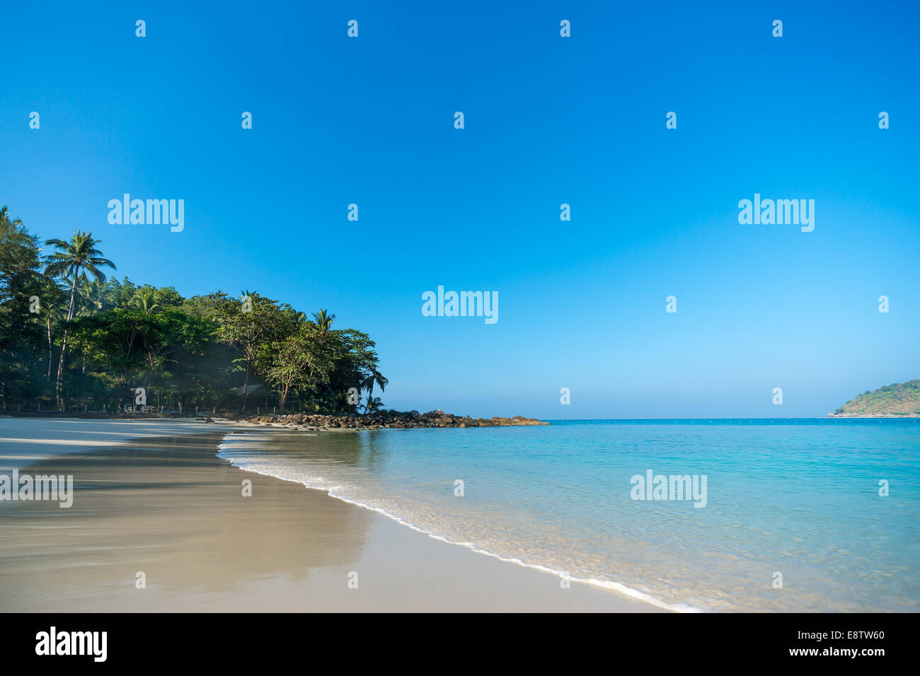 île tropicale paradisiaque Banque de photographies et d’images à haute ...