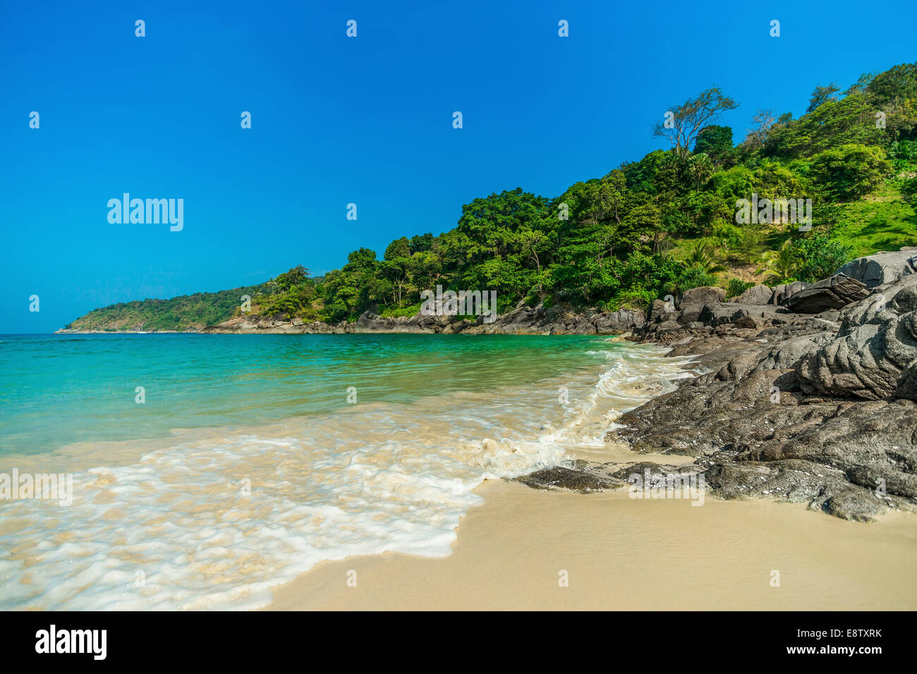 île tropicale paradisiaque Banque de photographies et d’images à haute ...