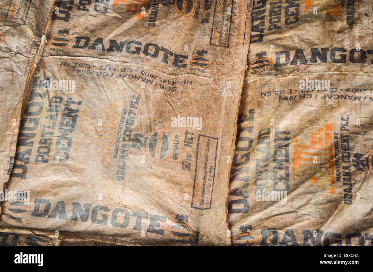 Ciment de dangote Banque de photographies et d’images à haute ...