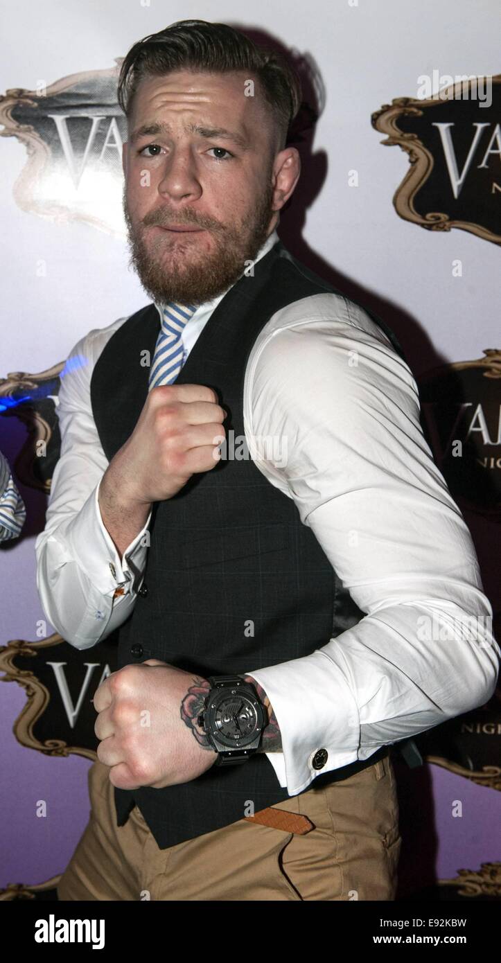 Ufc superstar conor mcgregor takes Banque de photographies et d’images ...