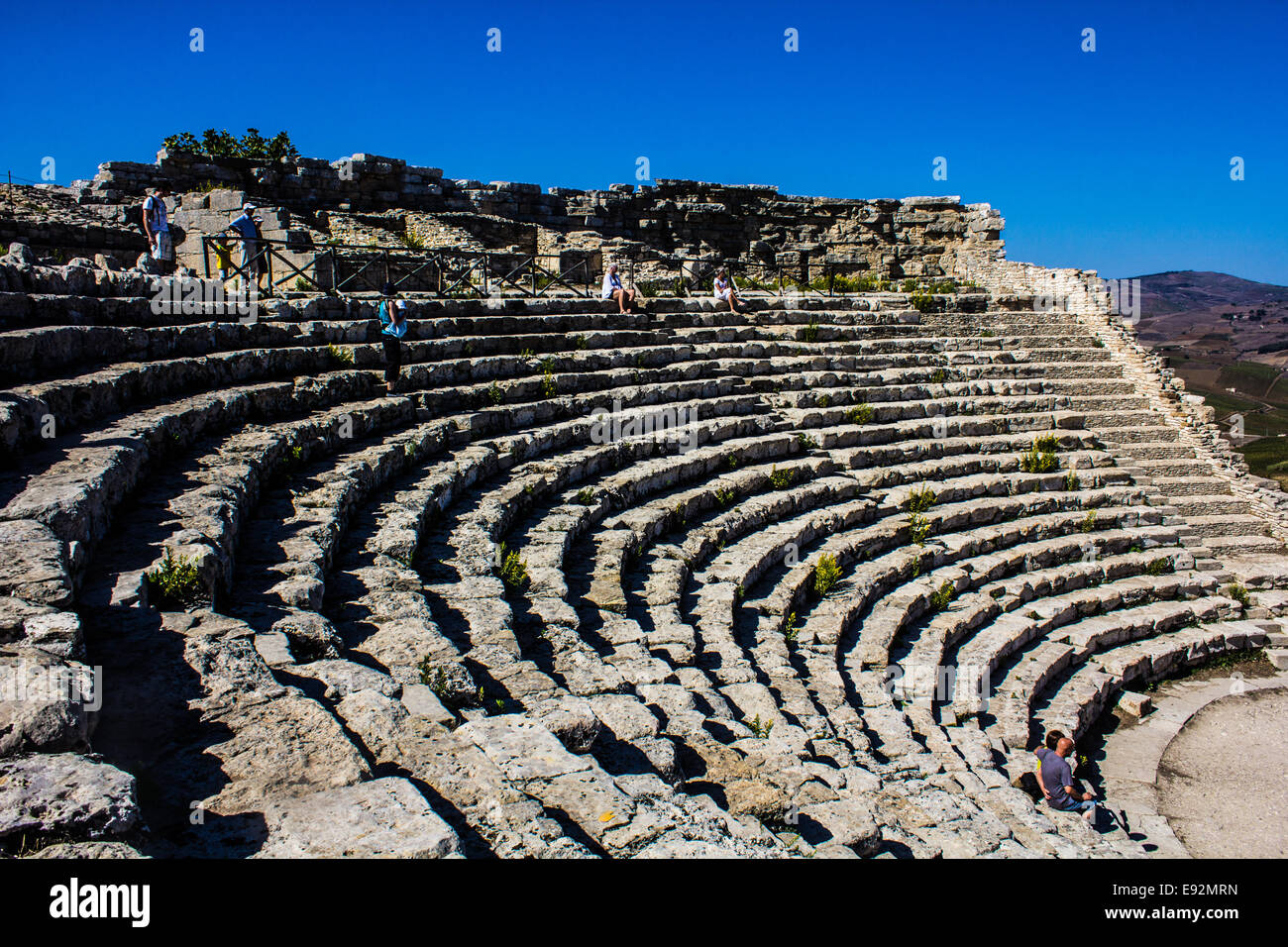 Segesta amphitheatre sicily italy Banque de photographies et d’images à ...