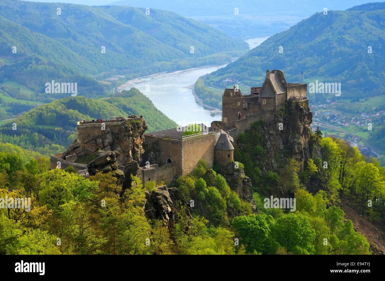 Ruine aggstein Banque de photographies et d’images à haute résolution ...