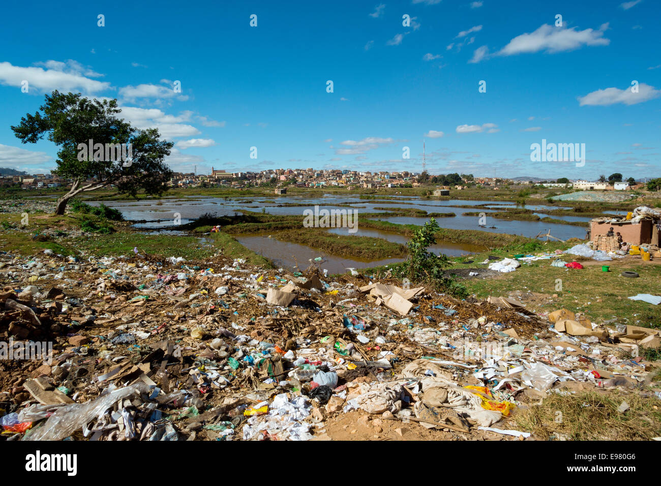 Garbage dump antananarivo madagascar Banque de photographies et d ...