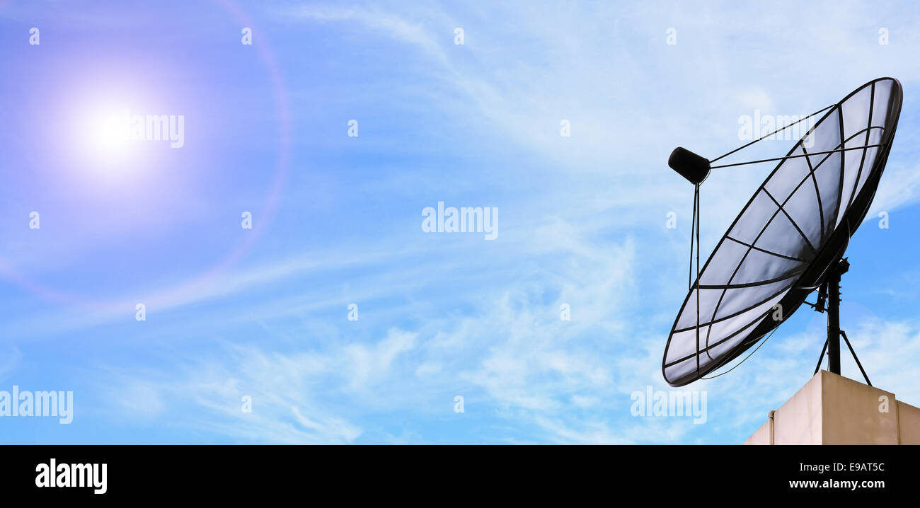 Antenna satellite Banque de photographies et d’images à haute ...