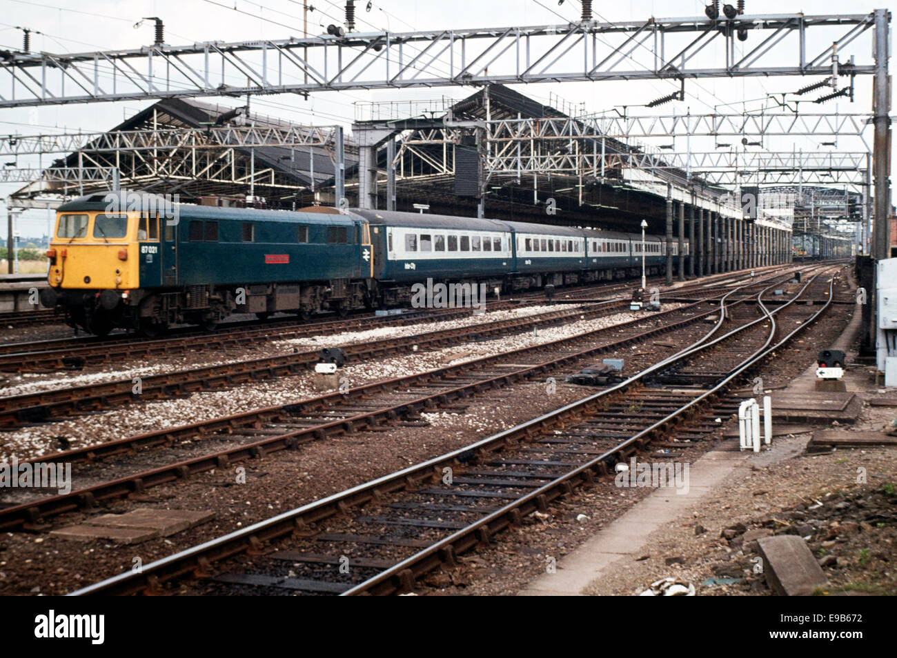 Class 87 locomotive Banque de photographies et d’images à haute ...