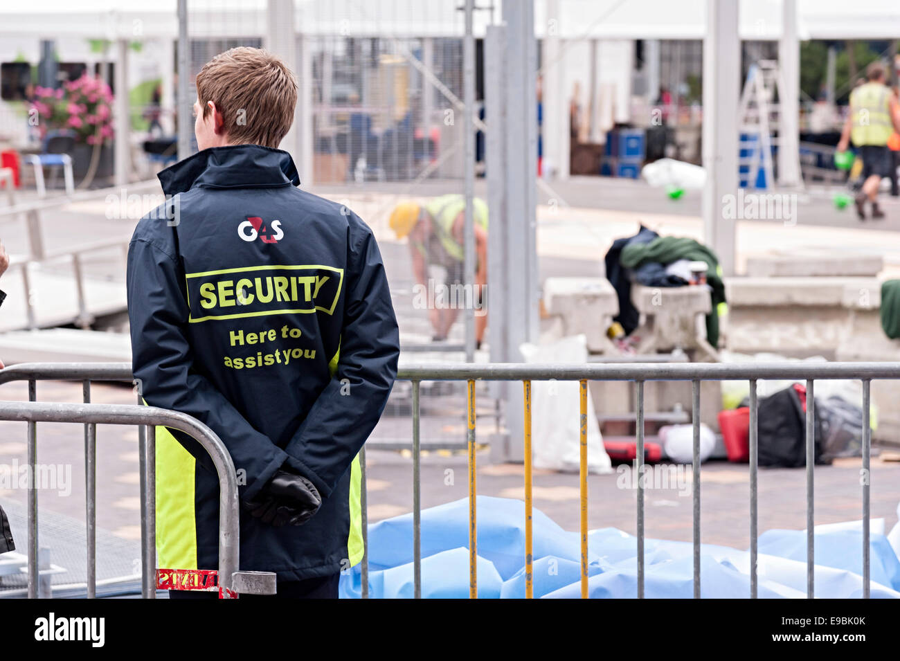 G4s security man Banque de photographies et d’images à haute résolution ...
