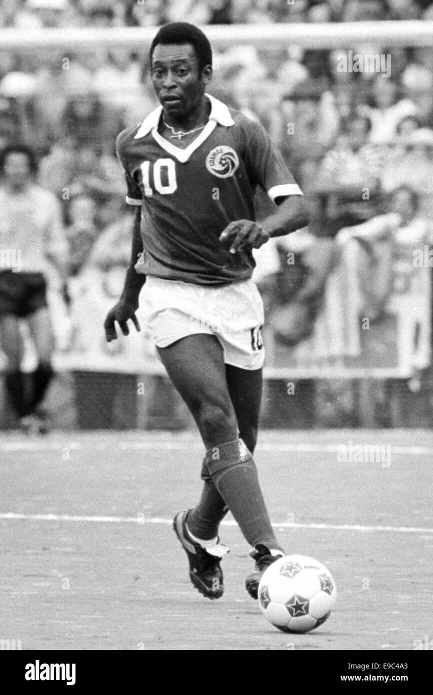 Pele cosmos Banque de photographies et d’images à haute résolution - Alamy