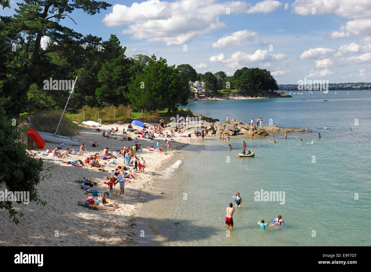 Fouesnant (Bretagne) : 'plage de kerveltrec' plage de Beg Meil Photo ...