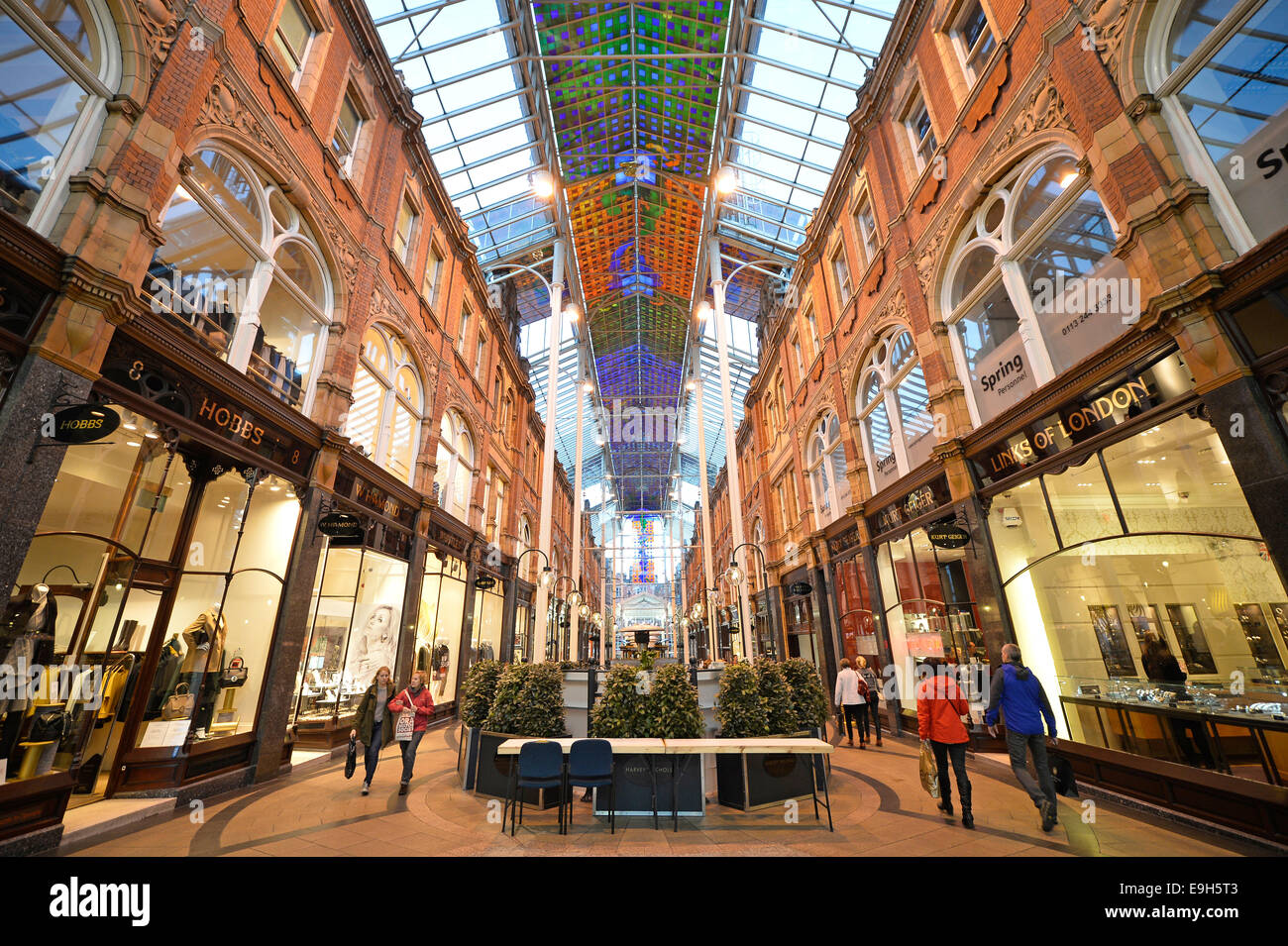 Victoria quarter Banque de photographies et d’images à haute résolution ...
