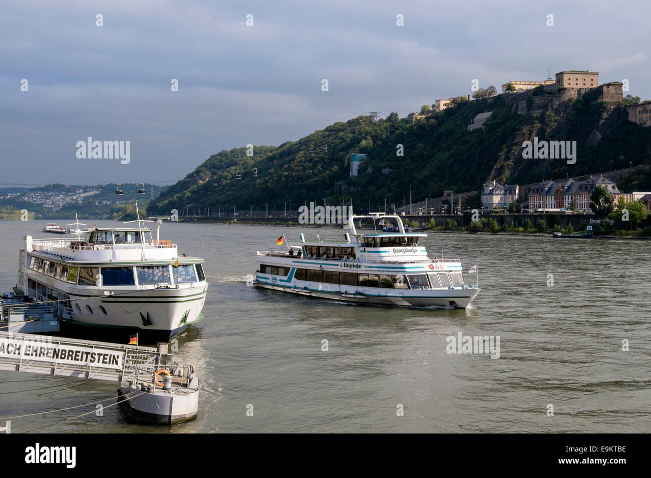 Croisière sur le rhin Banque de photographies et d’images à haute ...