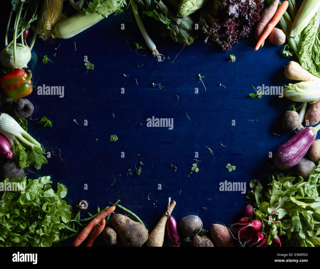 Nature morte fruits legumes Banque de photographies et d’images à haute résolution - Alamy
