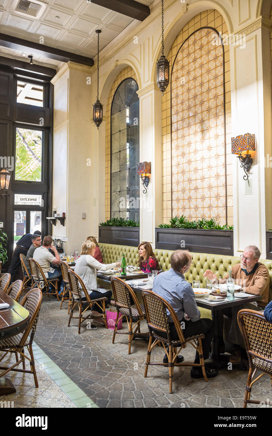 Trattoria neapolis Banque de photographies et d’images à haute ...