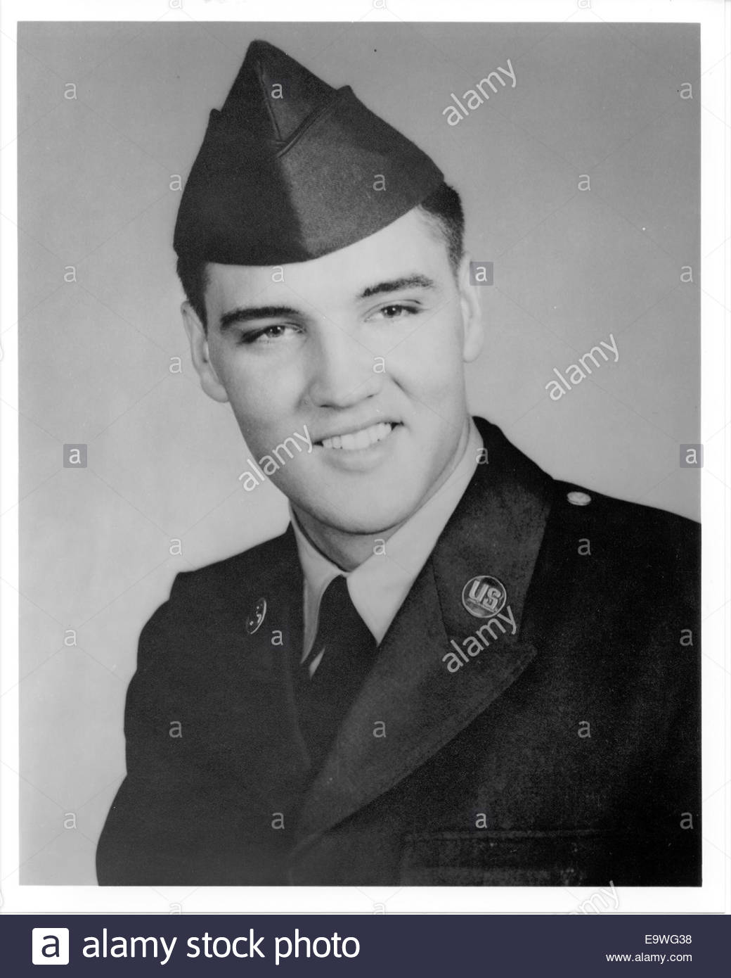 Elvis Presley In The Army Photos & Elvis Presley In The Army Images - Alamy