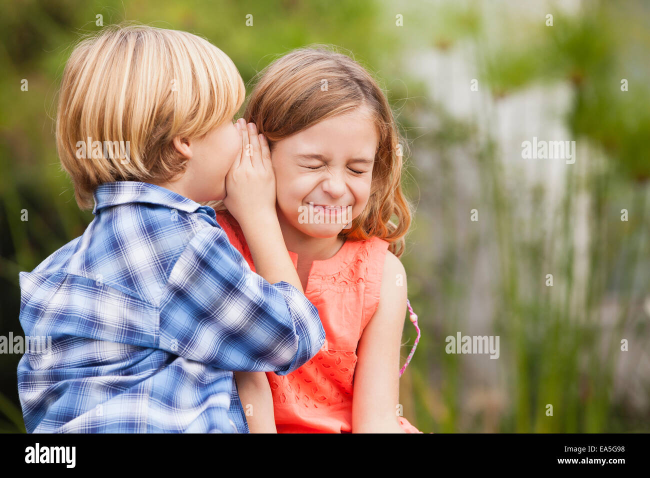 Tirant L'oreille Banque d'image et photos - Alamy