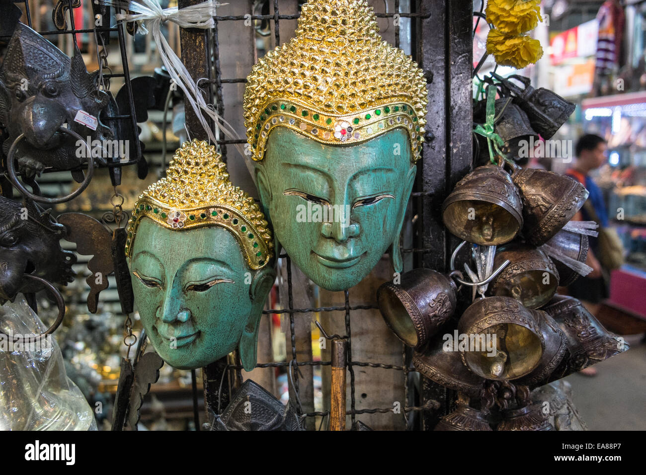 Shoe shop chatuchak market bangkok Banque de photographies et d’images ...
