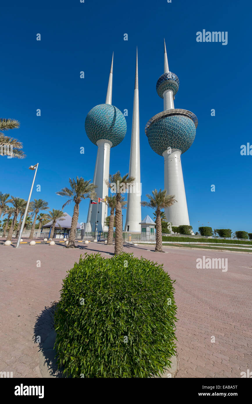 Landmark kuwait towers in kuwait city Banque de photographies et d ...