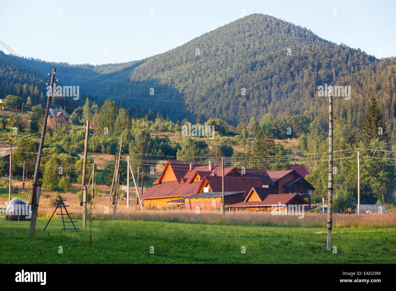 Montagnes des carpates ukraine Banque de photographies et d’images à ...